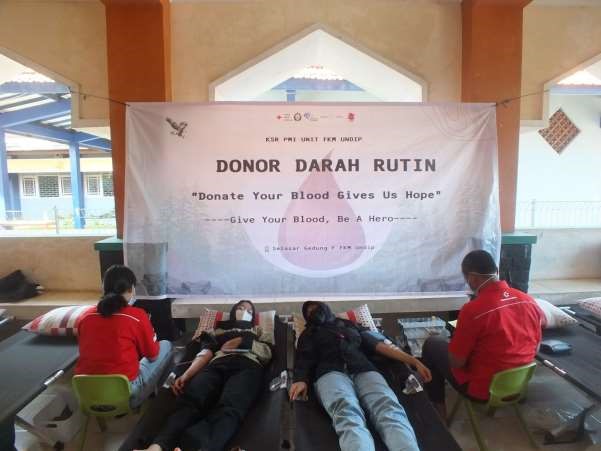PRESS RELEASE KEGIATAN DONOR DARAH RUTIN 1 - Fakultas Kesehatan ...